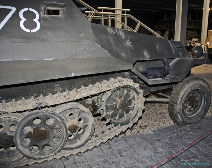 Armoured cars and halftracks Reference - Armoured Cars and Halftracks ...